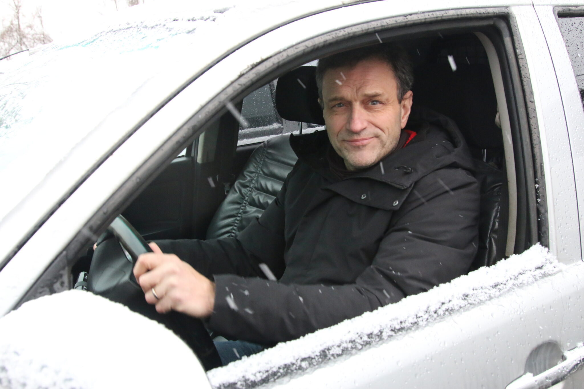 - Hver bil og hver drone utgjør en forskjell - Fritt Ukraina